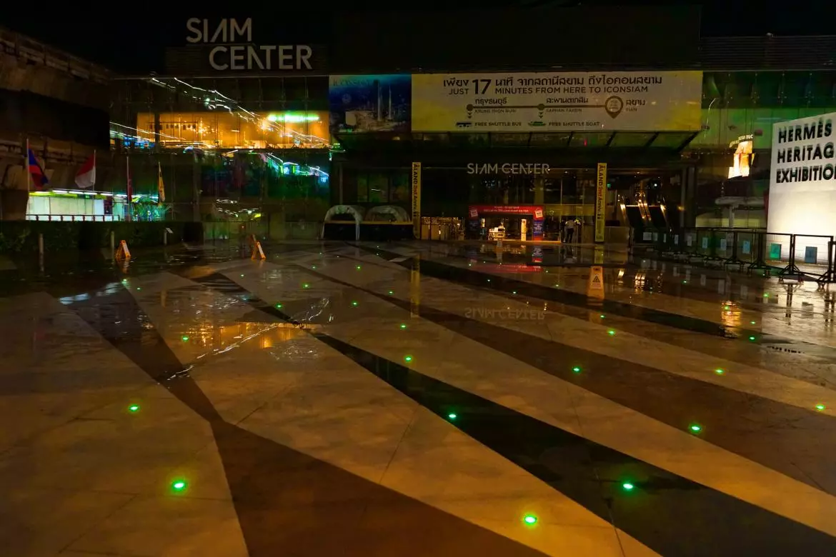 ลาน PARC PARAGON - Portfolio:: ไฟประดับ ไฟตกแต่ง ไฟเทศกาล ไฟเวที ระบบไฟ ...