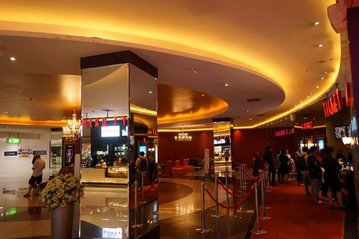 MAJOR SAMRONG - Portfolio:: ไฟประดับ ไฟตกแต่ง ไฟเทศกาล ไฟเวที ระบบไฟ ...