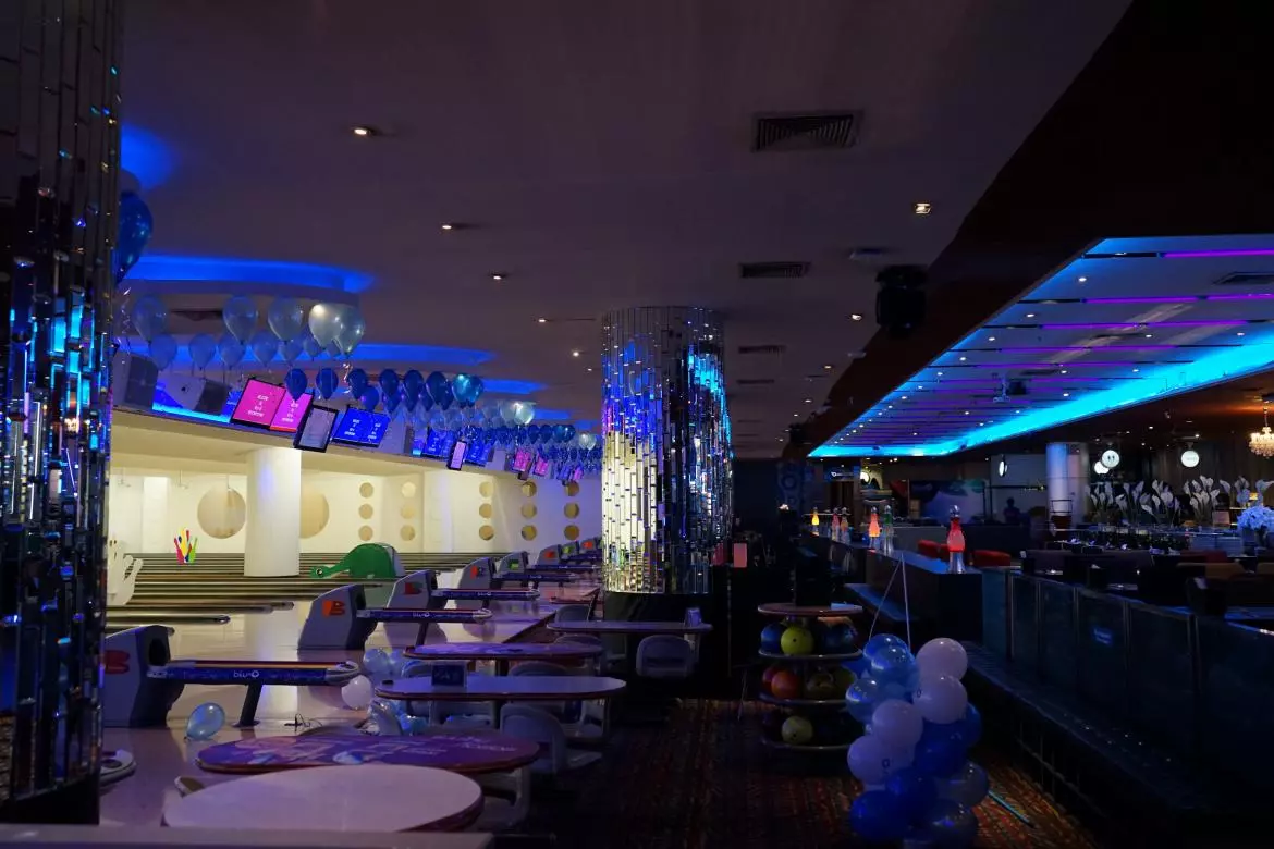 MAJOR RATCHAYOTHIN (BOWLING) - Portfolio:: ไฟประดับ ไฟตกแต่ง ไฟเทศกาล ...