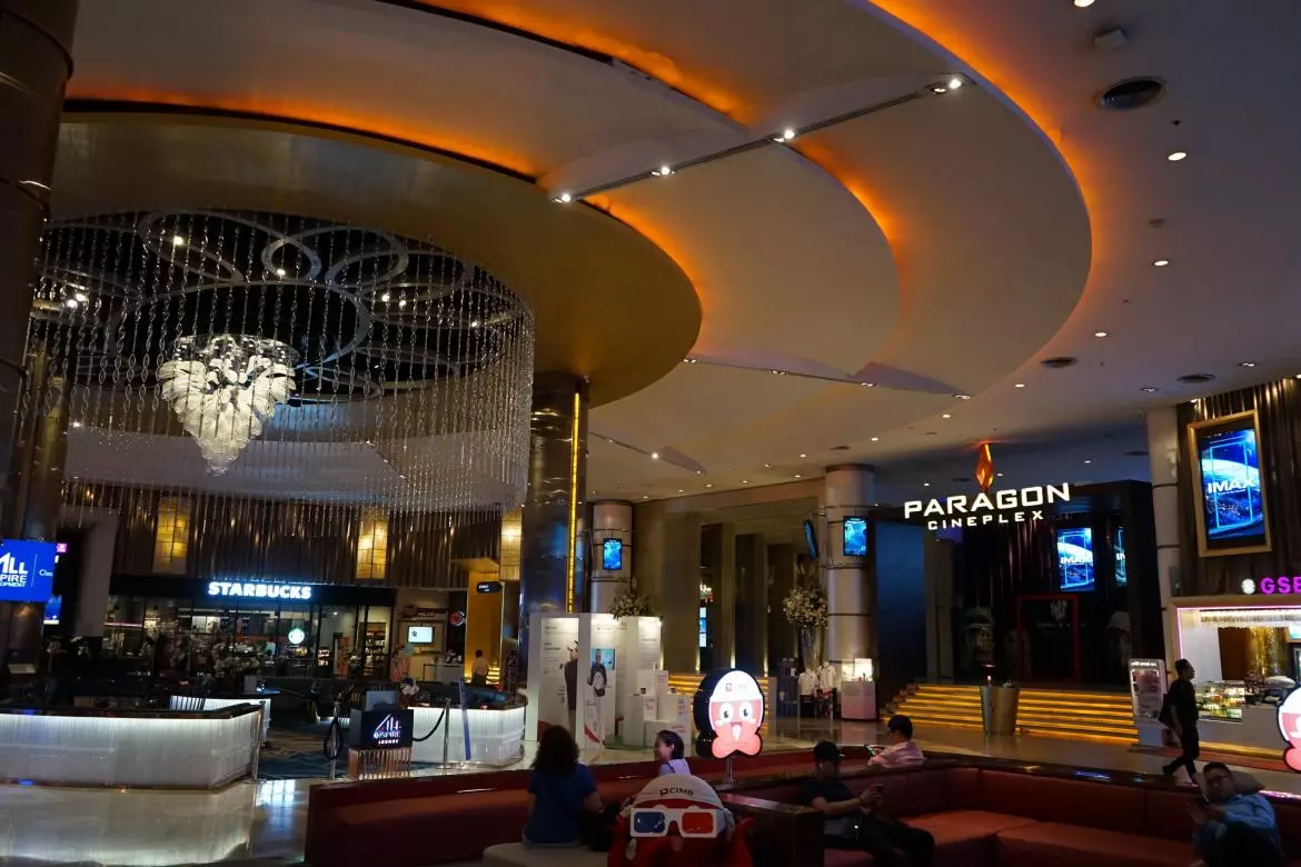 PARAGON CINEPLEX - Portfolio:: ไฟประดับ ไฟตกแต่ง ไฟเทศกาล ไฟเวที ระบบไฟ ...