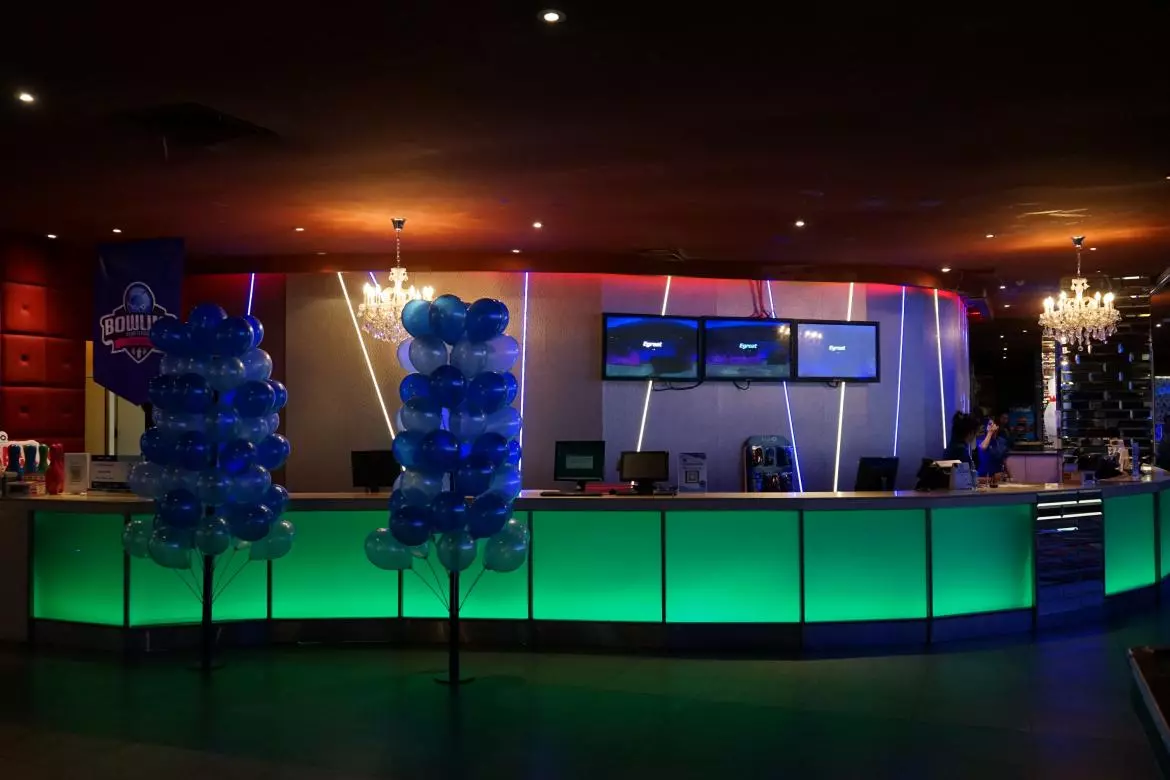 MAJOR RATCHAYOTHIN (BOWLING) - Portfolio:: ไฟประดับ ไฟตกแต่ง ไฟเทศกาล ...