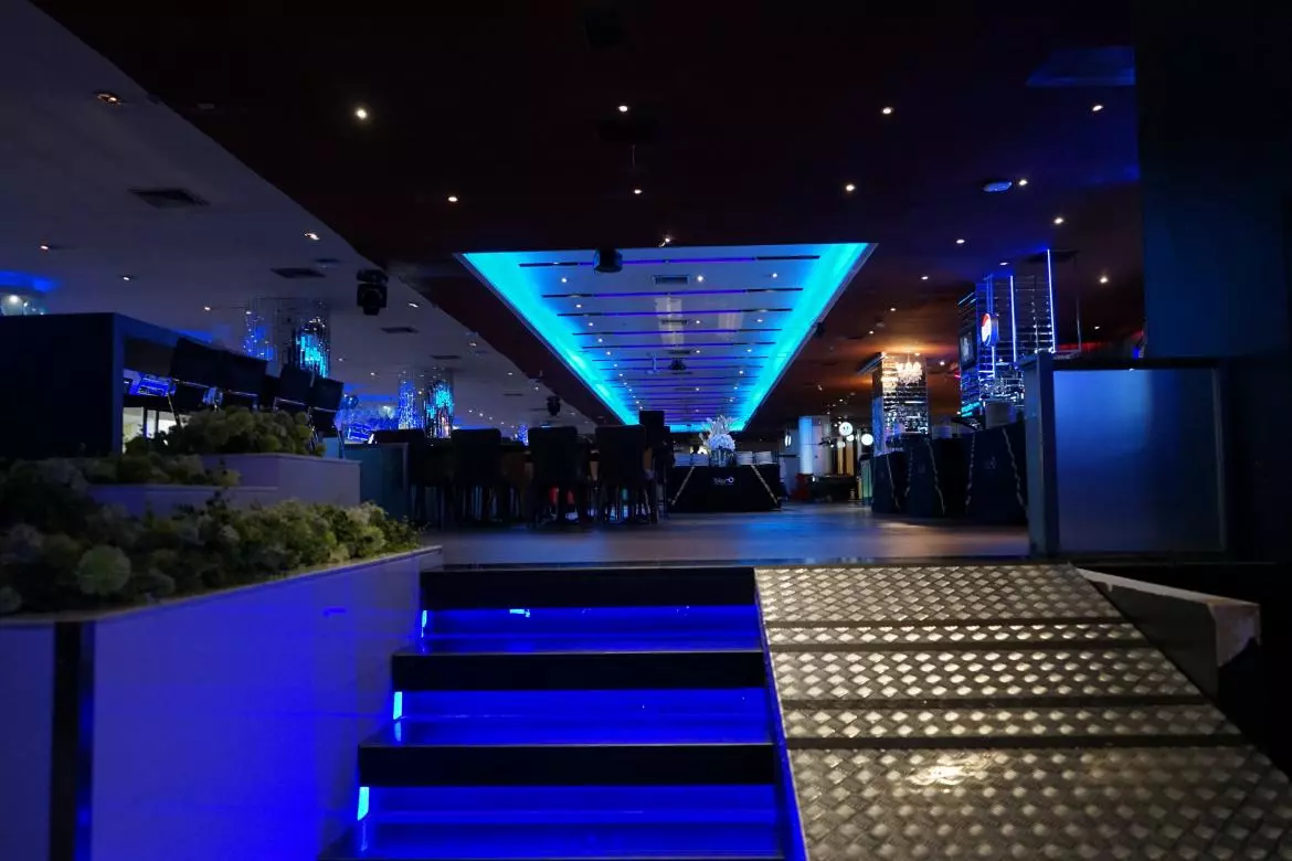 MAJOR RATCHAYOTHIN (BOWLING) - Portfolio:: ไฟประดับ ไฟตกแต่ง ไฟเทศกาล ...