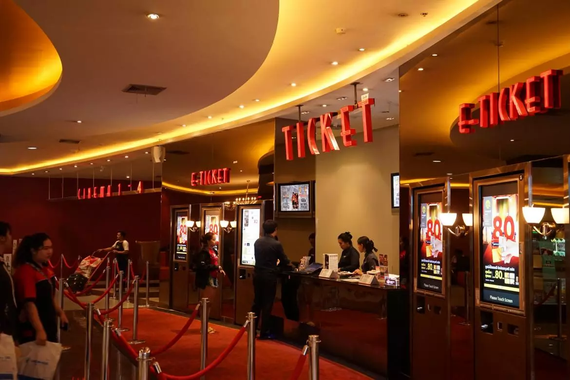 MAJOR SAMRONG - Portfolio:: ไฟประดับ ไฟตกแต่ง ไฟเทศกาล ไฟเวที ระบบไฟ ...